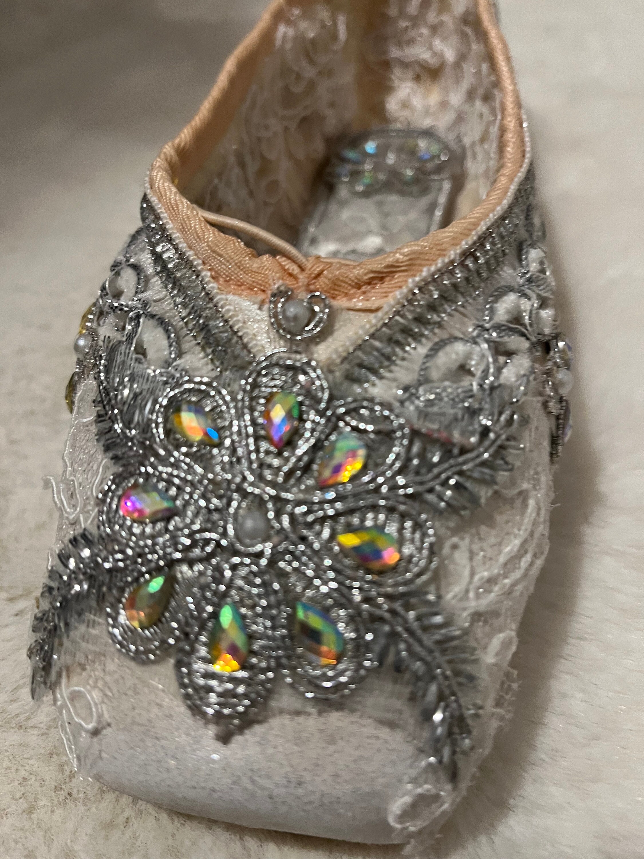 Snow Queen Decorated Pointe Shoe - Etsy