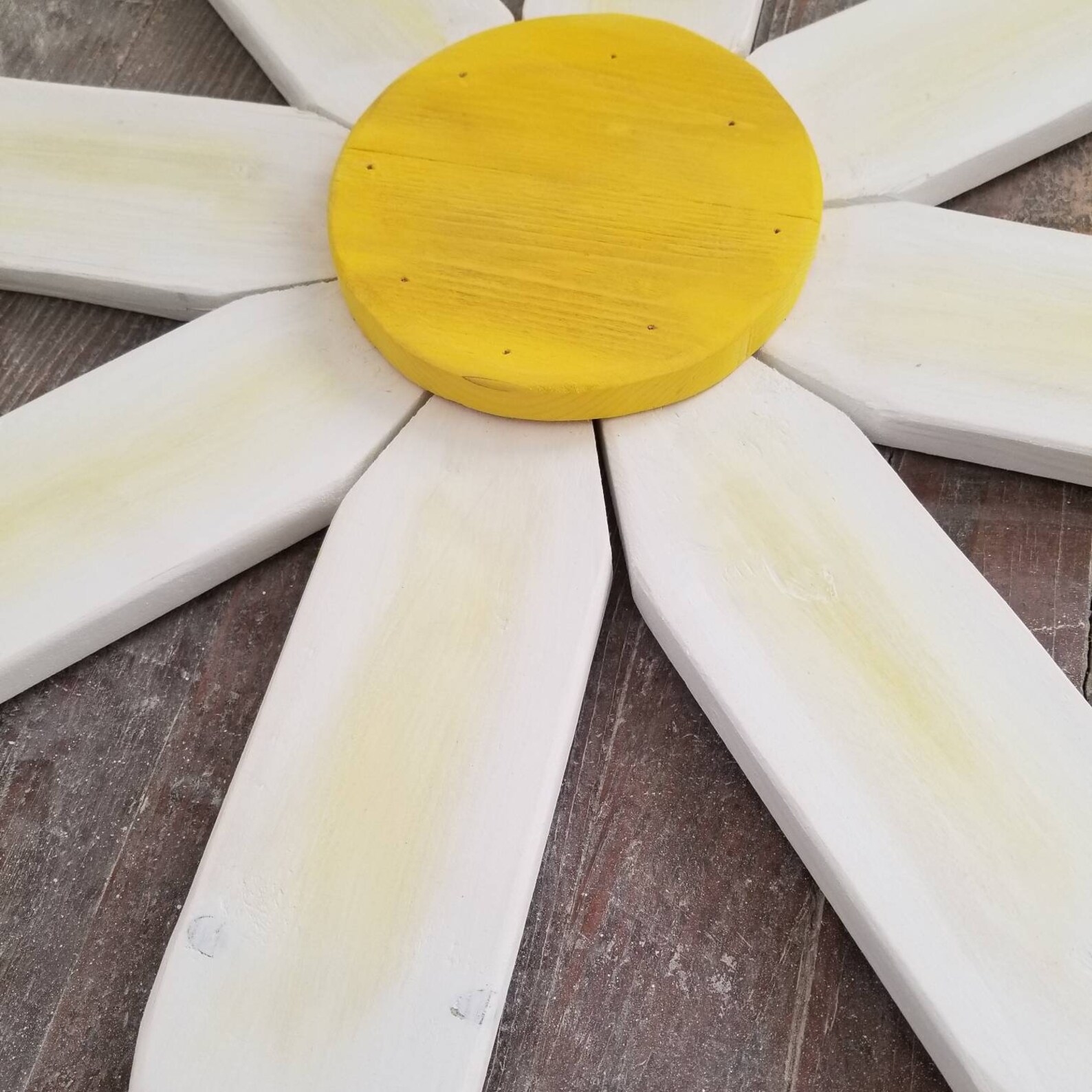 Wooden Daisy Flowers Indoor Outdoor Spring Reclaimed Wood Patio Deck ...