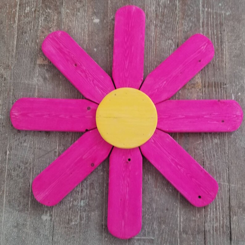 Wooden Daisy Flowers Indoor Outdoor Spring Reclaimed Wood Patio Deck ...