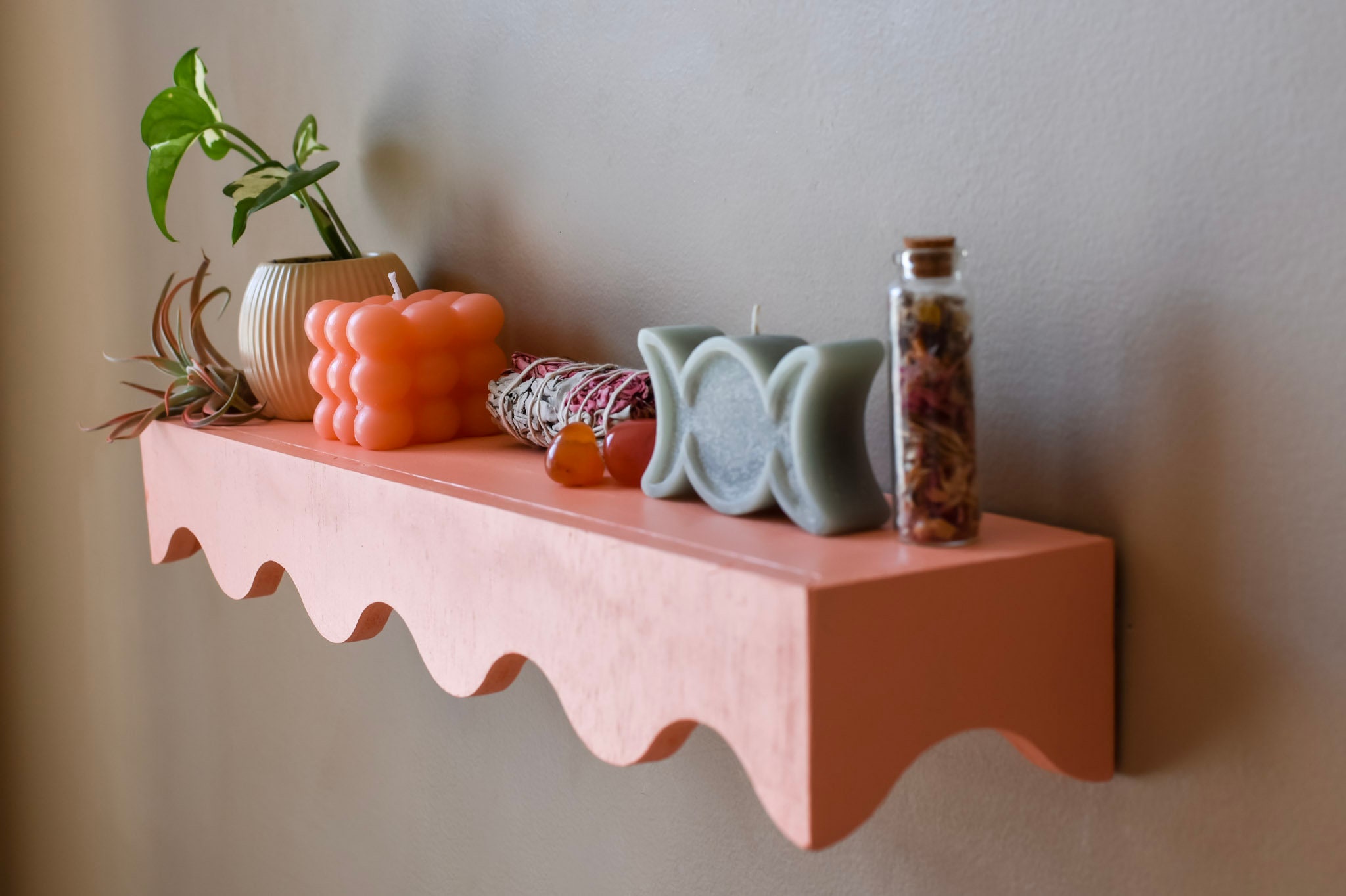 Wavy Scallop Shelf: Eclectic Maximalist Decor - Etsy