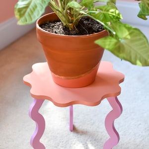 Wavy Plant Stand - Squiggle Plant Stand - Funky Eclectic Decor ...