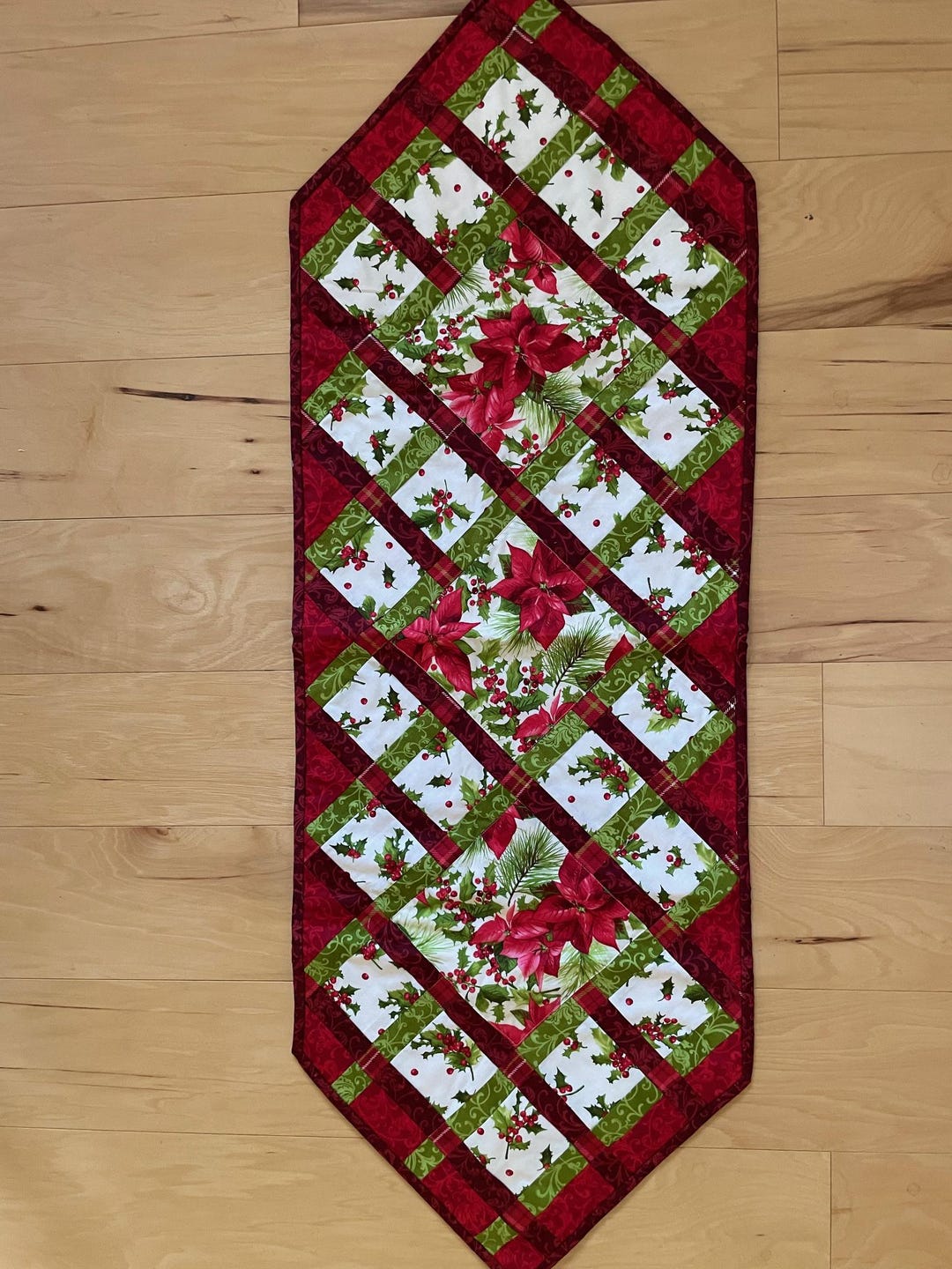 Christmas Table Runner With Poinsettias - Etsy