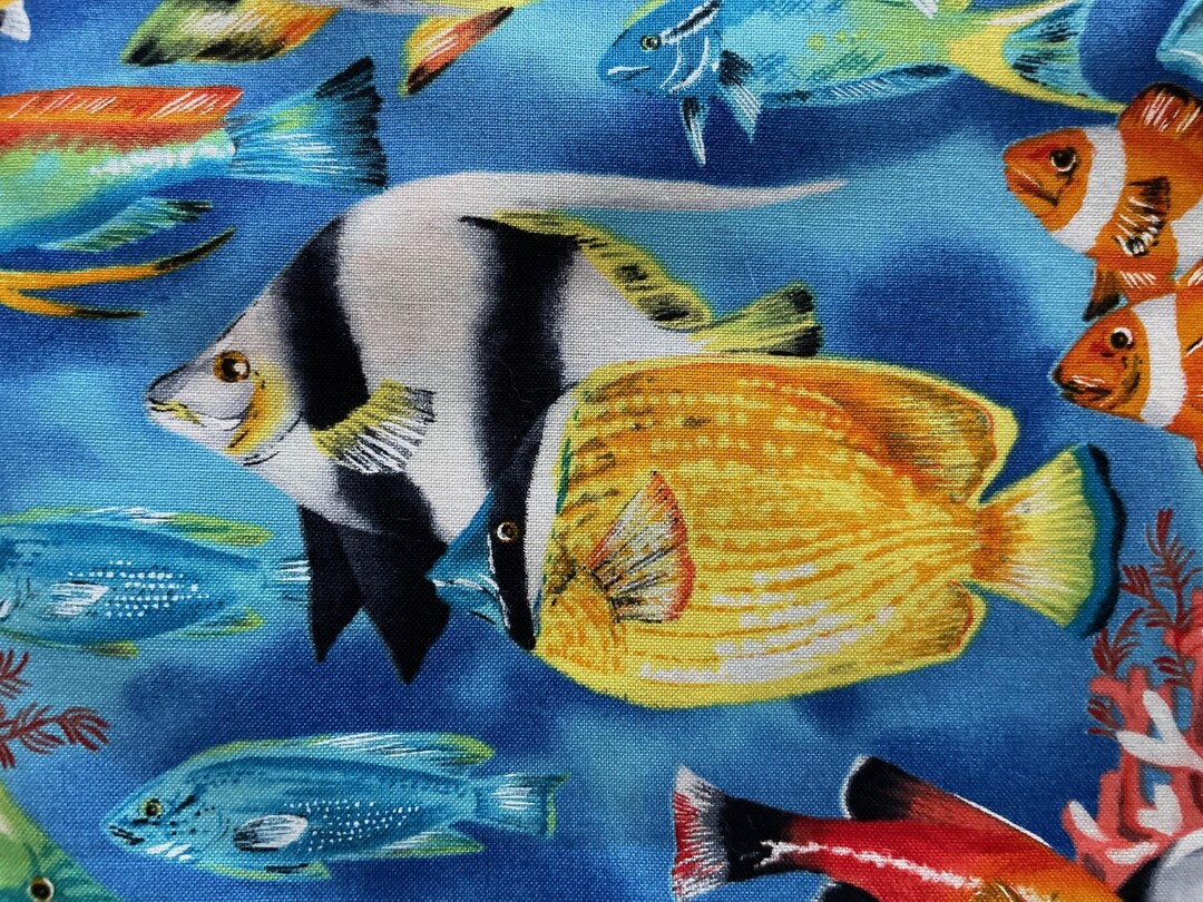 Robert Kaufman Coral Reefs D#5166 – Fish – Sold by the Half Yard - Etsy