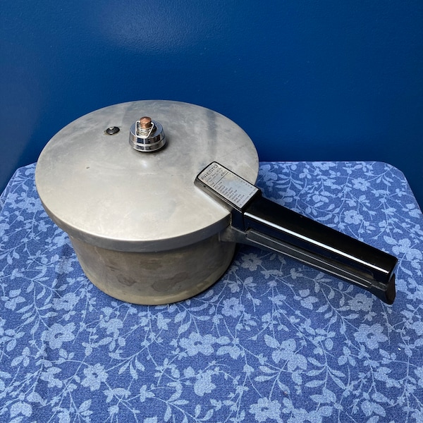 Presto Vintage Pressure Cooker - Etsy