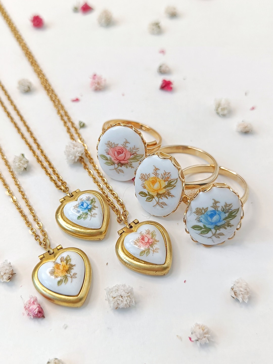 Vintage Porcelain Rose Flower Ring, UNUSED 70s Flower Cameo Ring, Gold ...