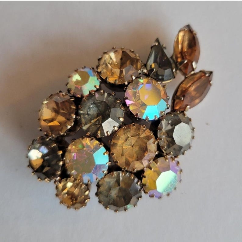 Decorative Pin / Brooch - Etsy