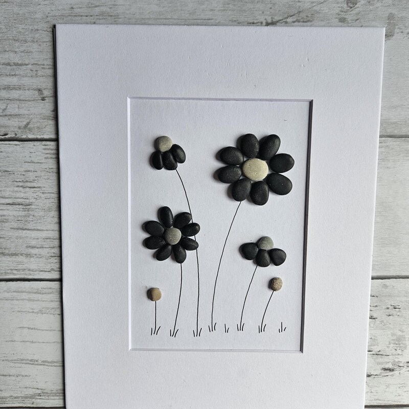 Pebble Flowers - Etsy