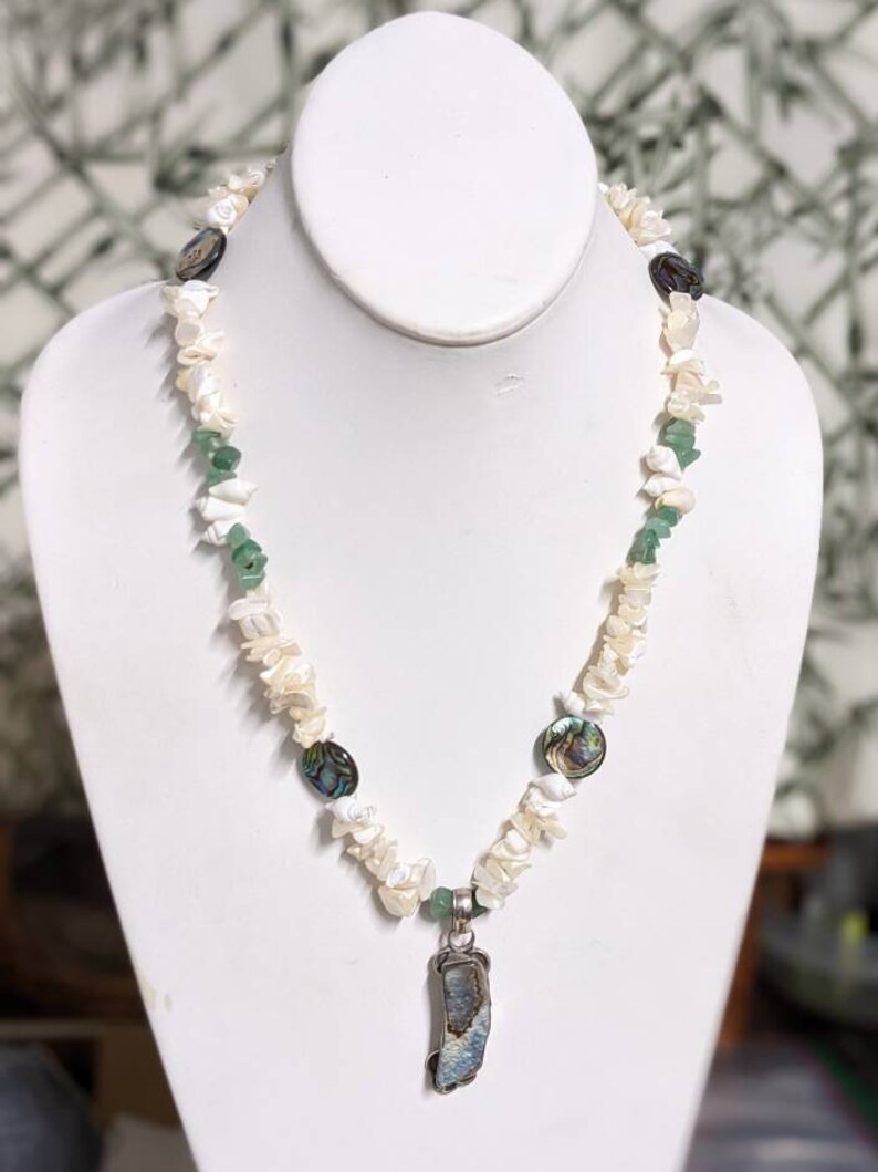 Tropical Paradise Abalone Paua Shell Pendant Necklace and Green ...