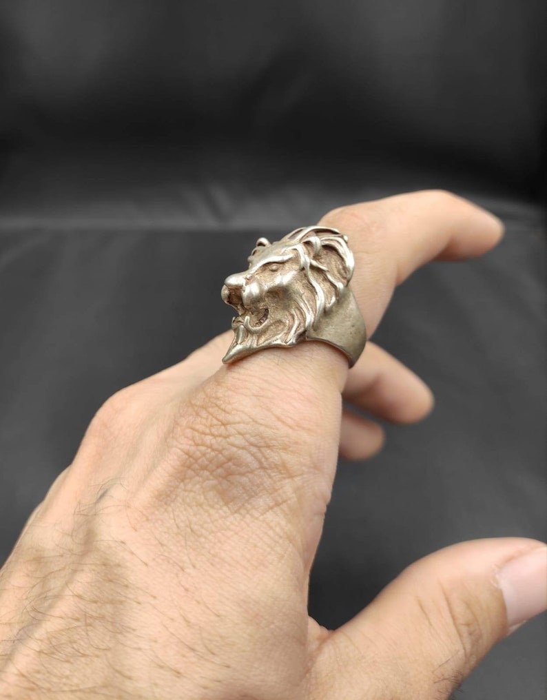 Medival Silver Vintage Unique Nepali Old Silver Loin Head Ring - Etsy