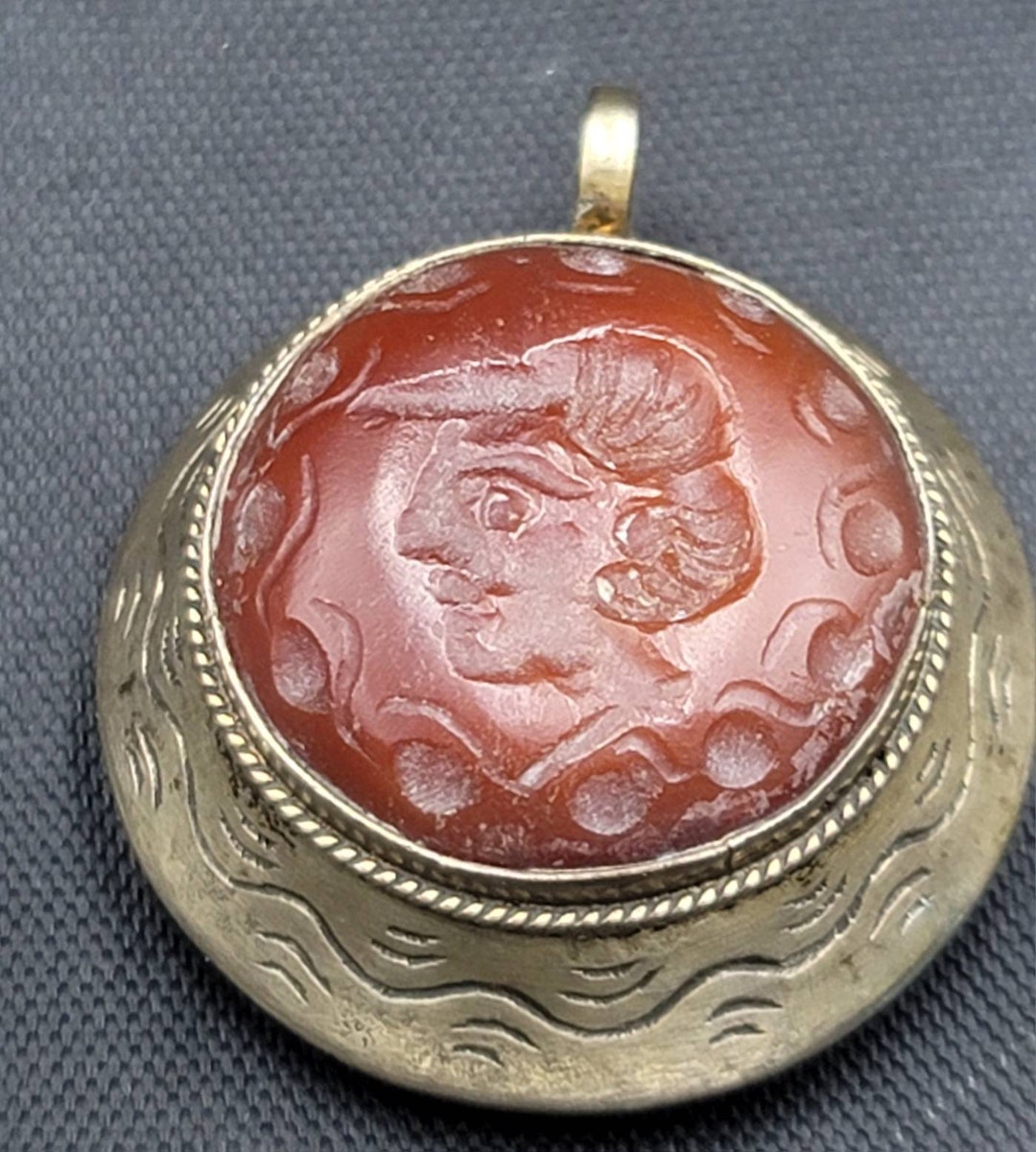 Ancient Old Agate Stone Greek King Intaglio Carved Gold Gulding ...