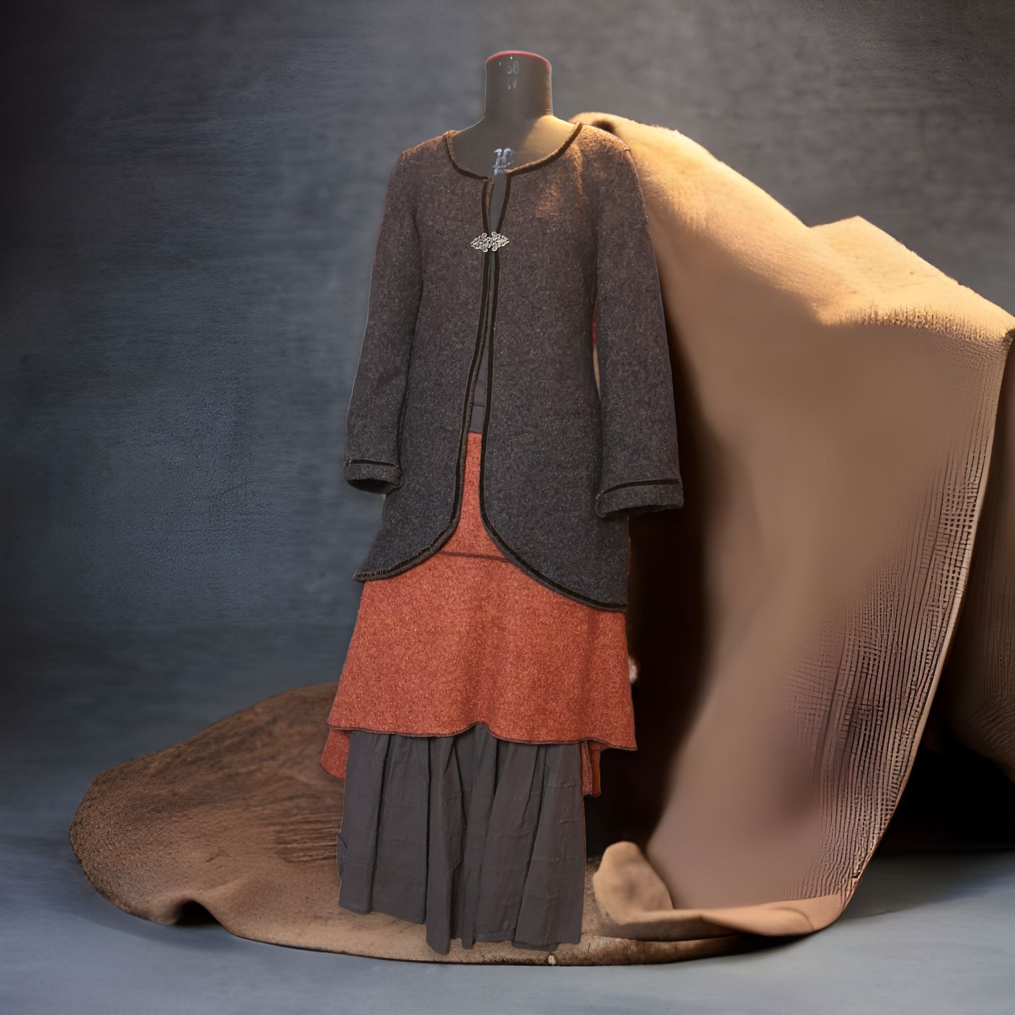 Kalima Woll- Rock "Freya", asymmetrisch aus 100% Schurwolle mit Jersey ...