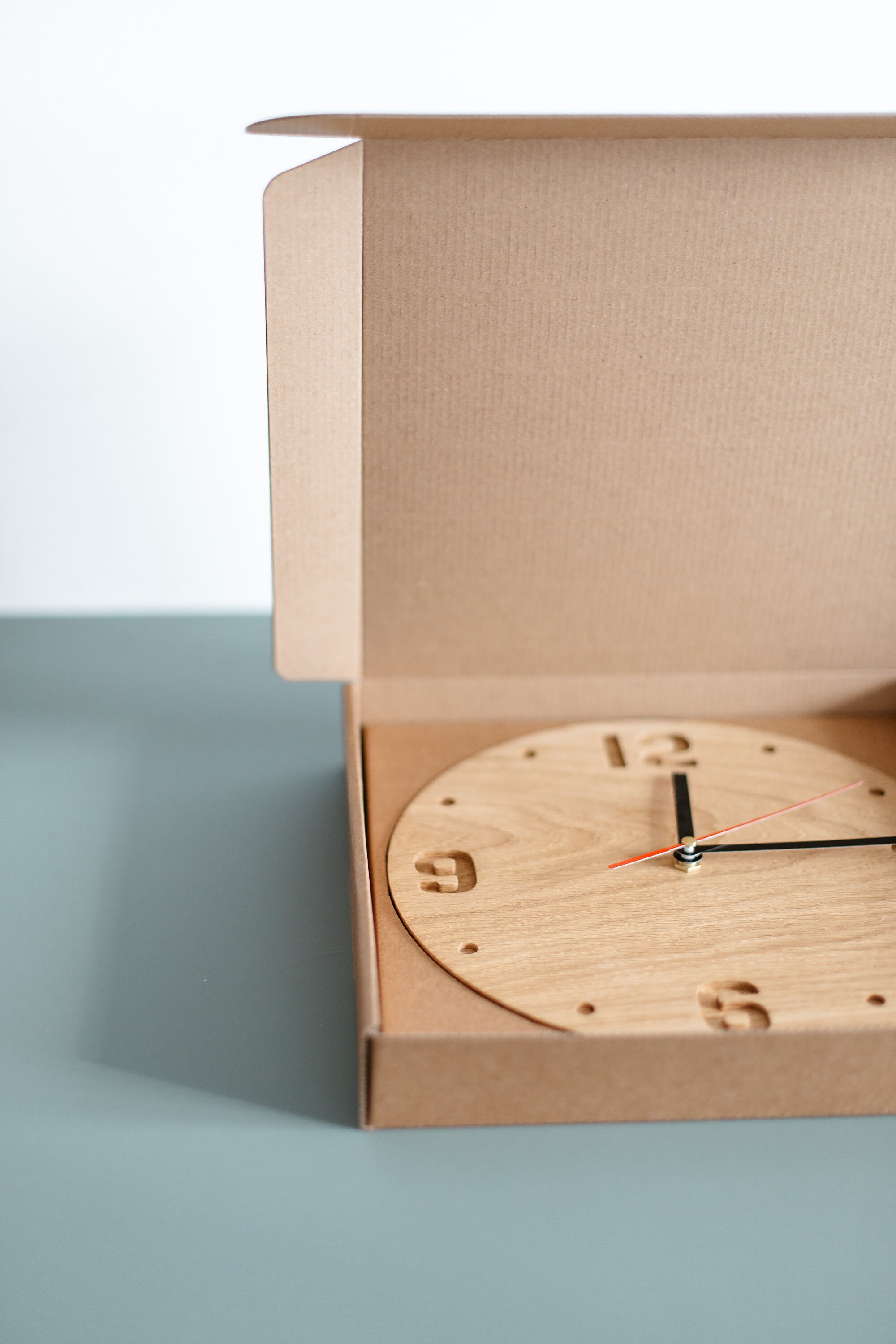 Oak wood wall clock, Solid oak wood clock, Wooden clock, Minimalist ...