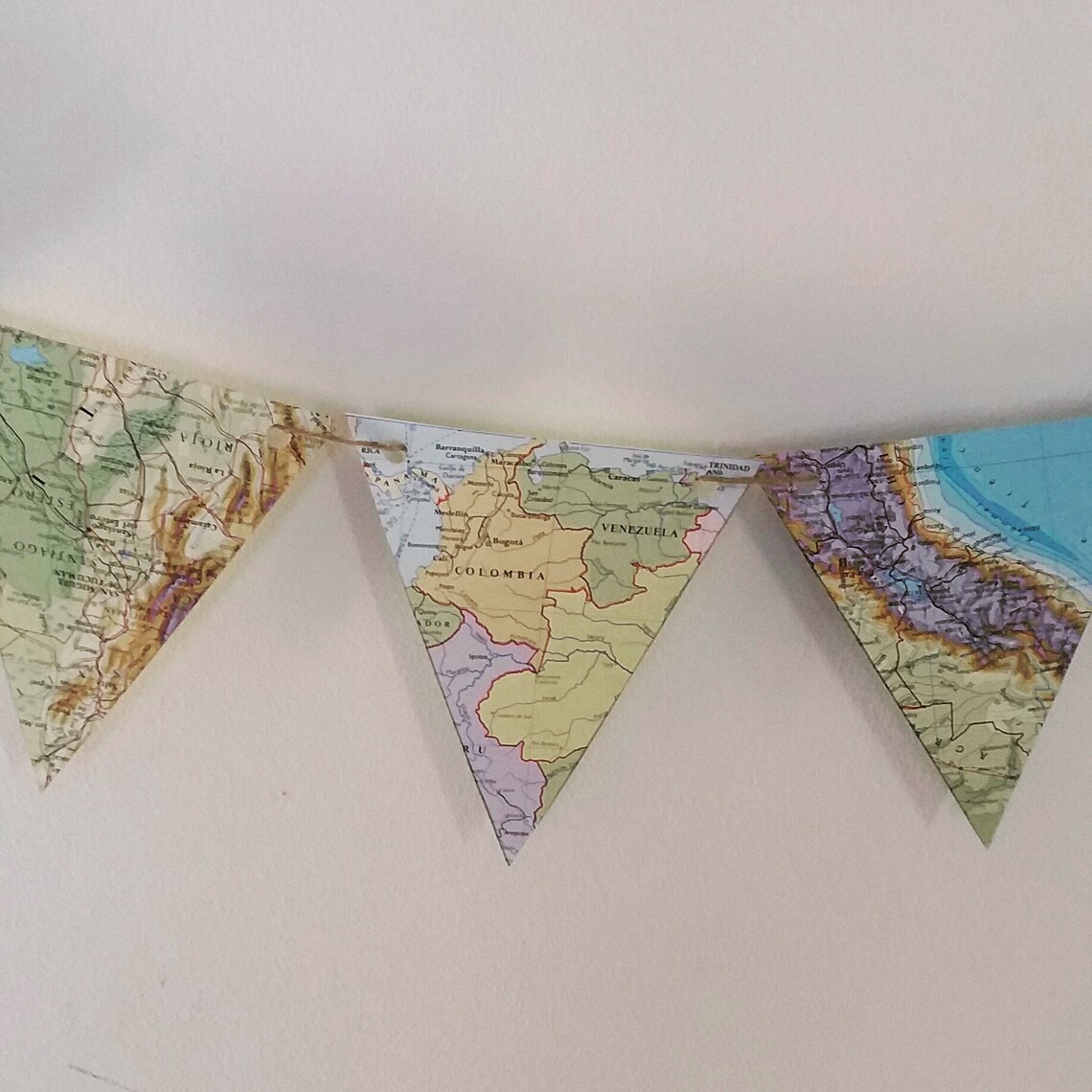 Atlas Garland Paper Bunting World Map Banner Map Bunting - Etsy