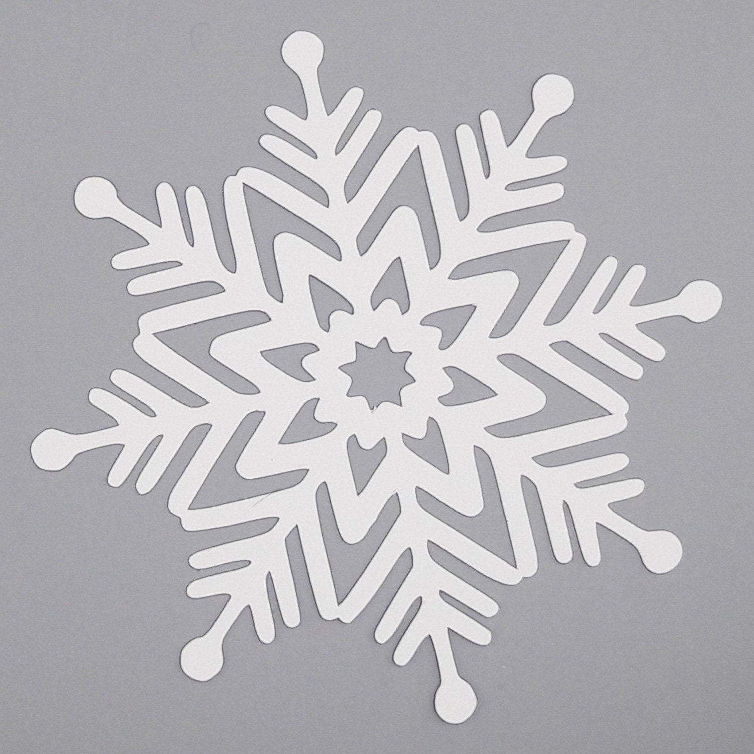 10 BIG WHITE SNOWFLAKES Winter Decor Table Decor Winter Wedding Party ...