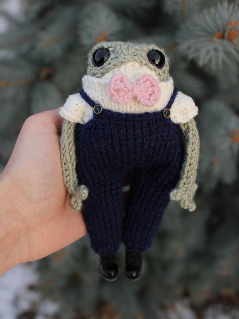 Knitted Frog in Overalls With Buttons and Bow Tie, Stuffed Animal, Cute ...