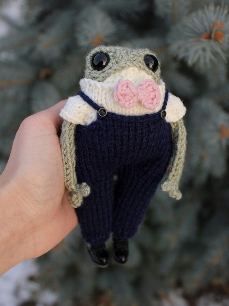 Knitted Frog in Overalls With Buttons and Bow Tie, Stuffed Animal, Cute ...