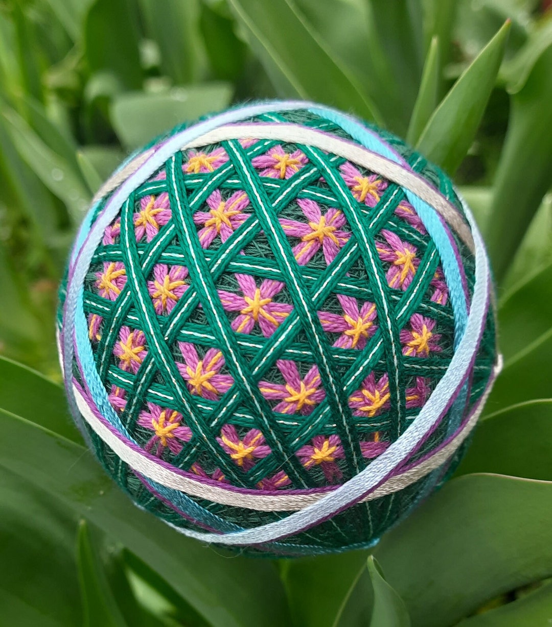 3.5 Inch Handcrafted Japanese Temari Ball Embroidered Ball Celebration ...