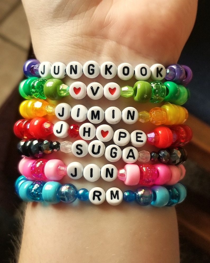 BTS - ARMY - MEMBER Beaded Bracelets - Etsy