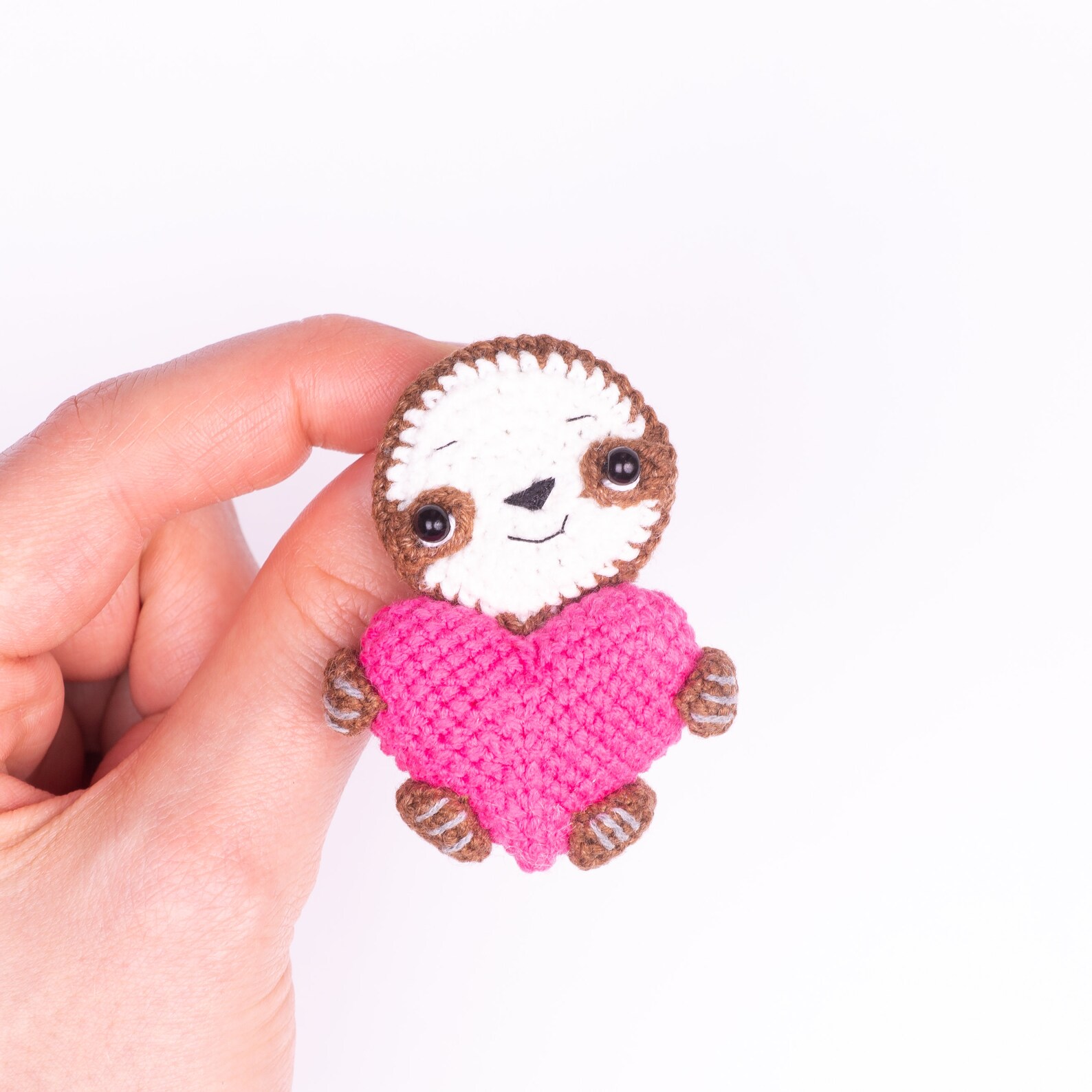 Crochet PATTERN in English Sloth Brooch Jewelry PDF Crochet - Etsy