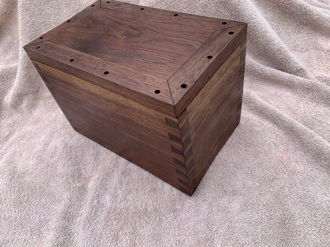 Peruvian Walnut Memorial Box - Etsy