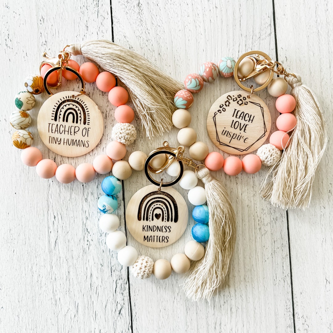 Boho Wristlet Keychain; Flower Wristlets; Spring Inspired Boho Keychain ...