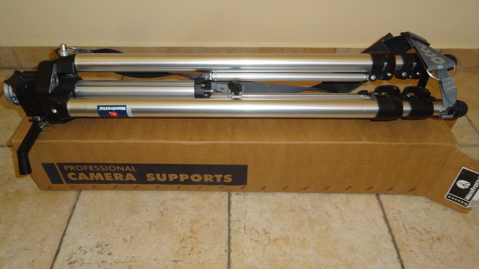 MANFROTTO 074 TRISPECIAL CAMERA Tripod Support in Original Box Italy ...