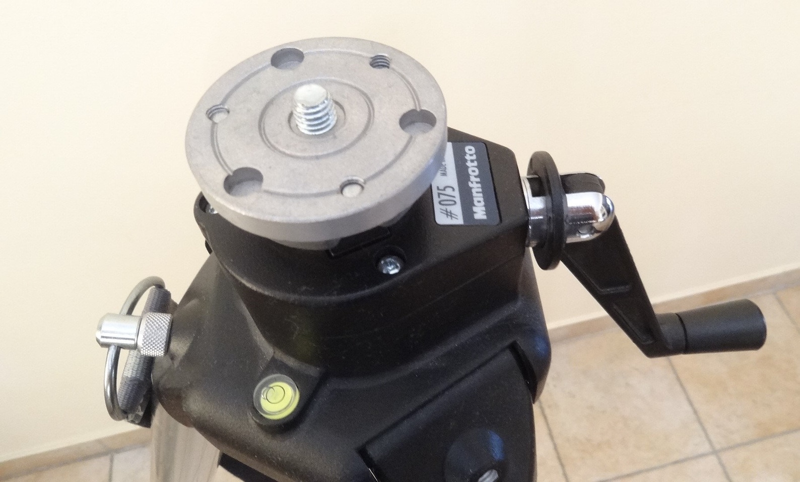 MANFROTTO 074 TRISPECIAL CAMERA Tripod Support in Original Box Italy ...