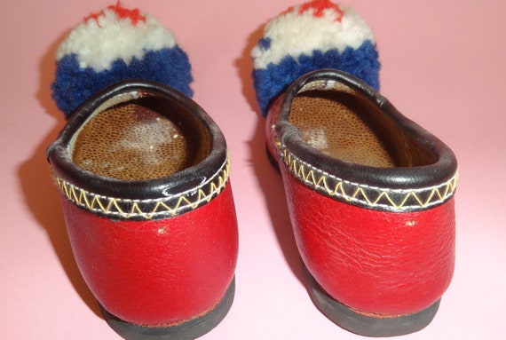 Vtg GREEK TSAROUCHIA TRADITIONAL Tsolias Shoes 1970's… - Gem