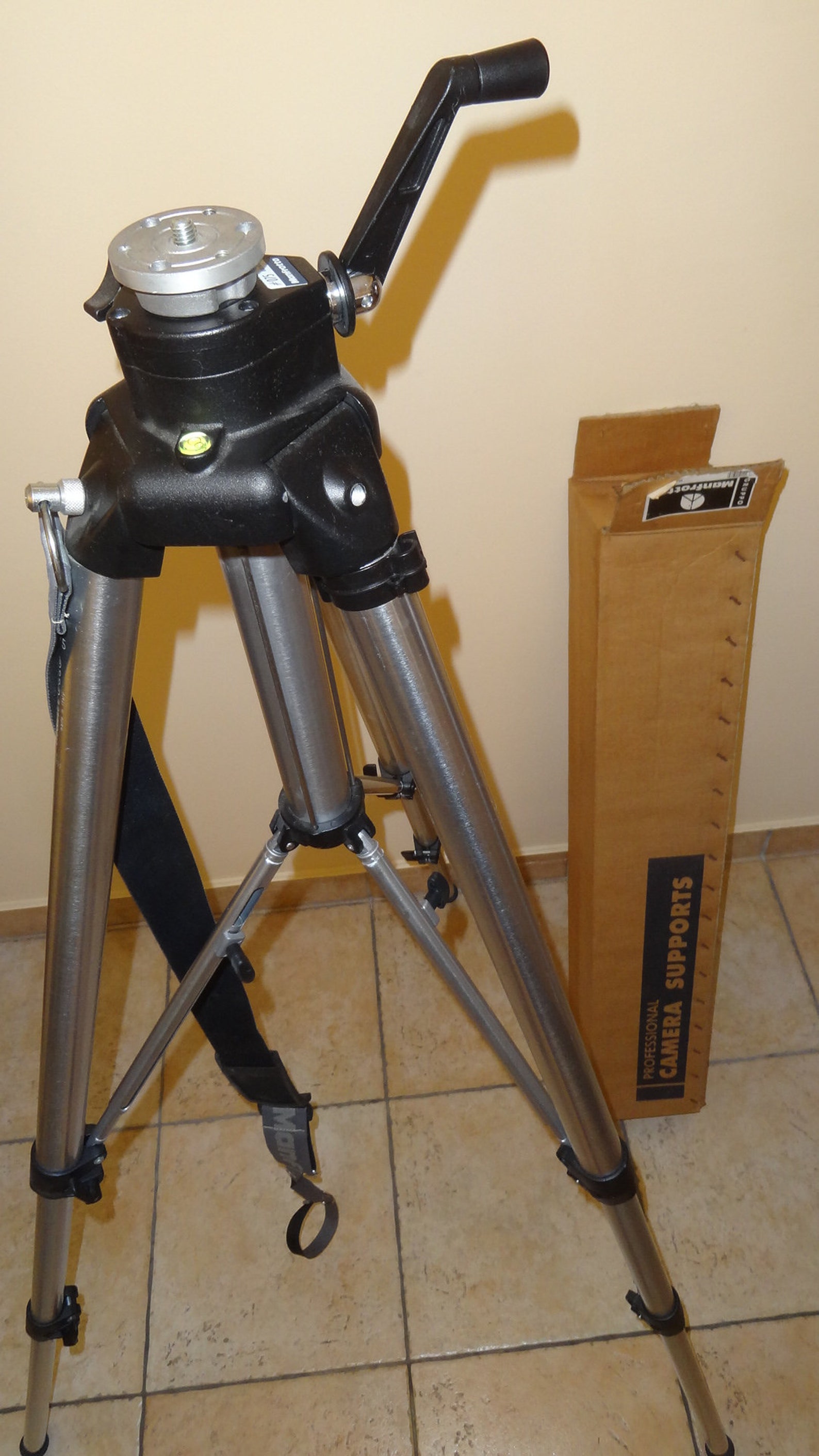 MANFROTTO 074 TRISPECIAL CAMERA Tripod Support in Original Box Italy ...