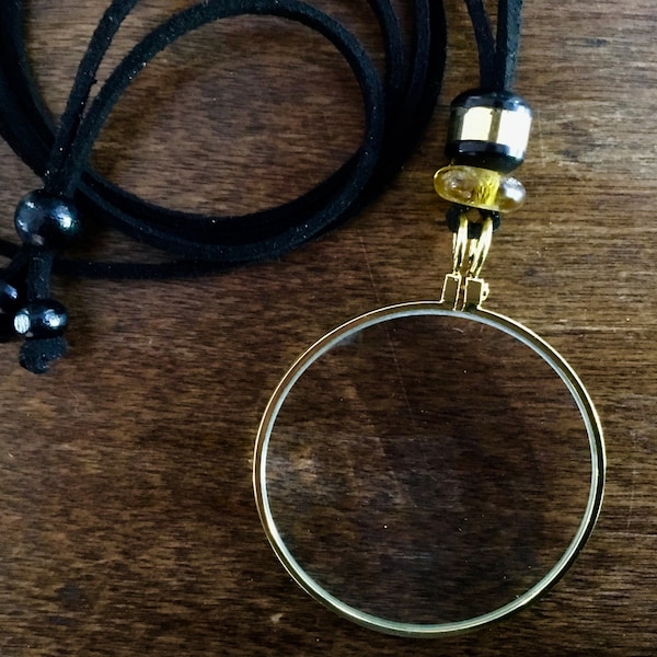 Reading Necklace - Etsy