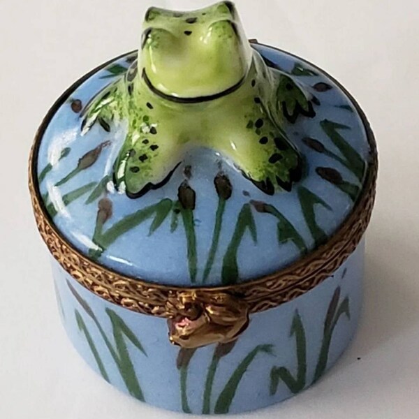 Porcelain Frog - Etsy