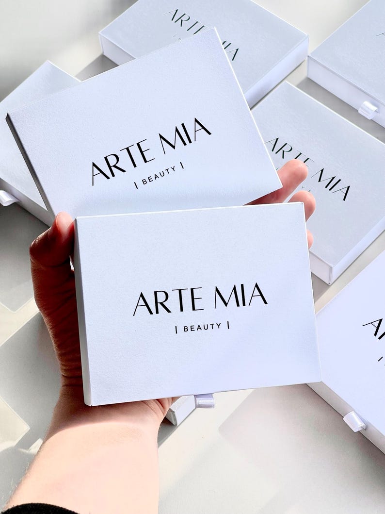 50pcs Custom White Black Card Box for Design Studio | Makeup Studio ...