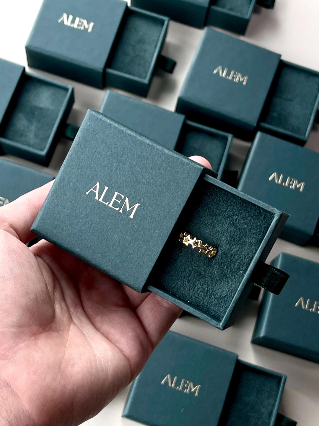 50pcs Tiny Dark Green Ring Box With Custom Gold Logo | Rigid Jewelry ...