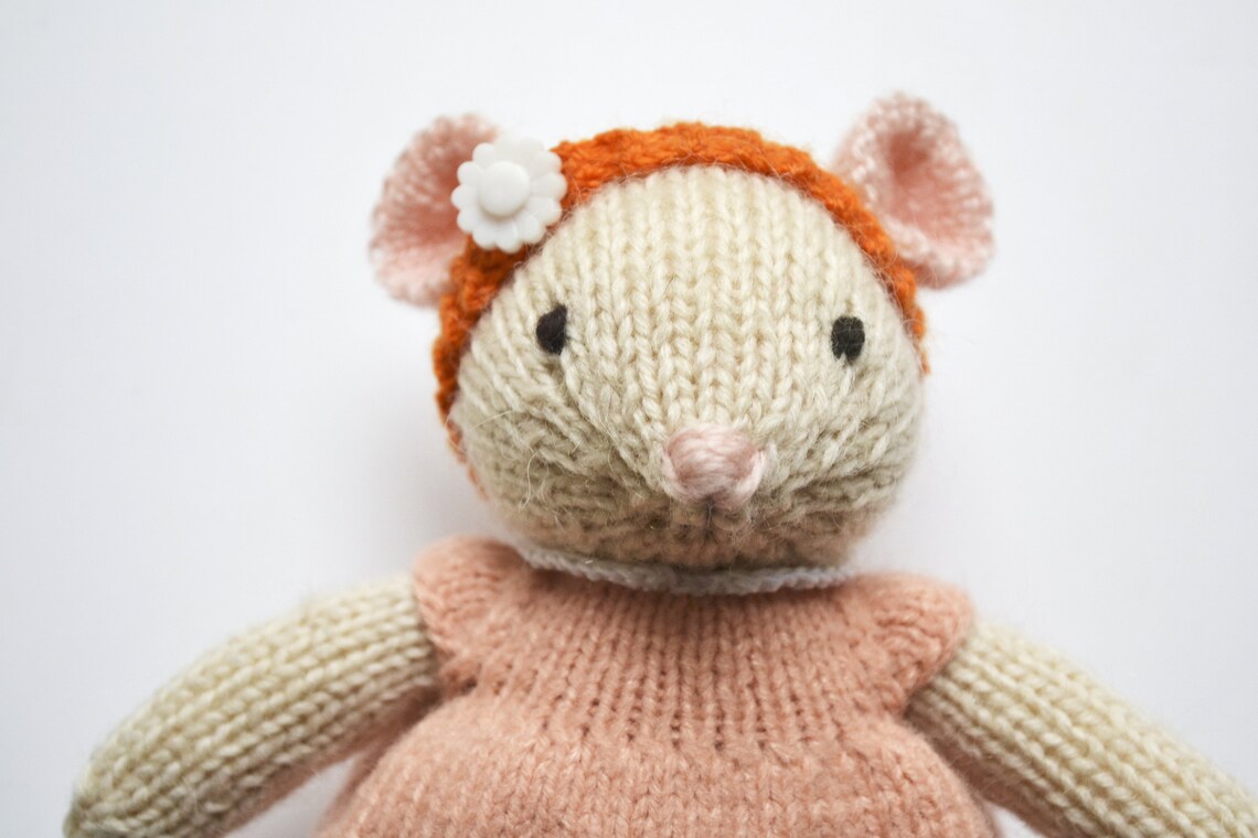Knit Mouse Girl Doll Toy in Peach Dress Knitted Mouse Doll | Etsy
