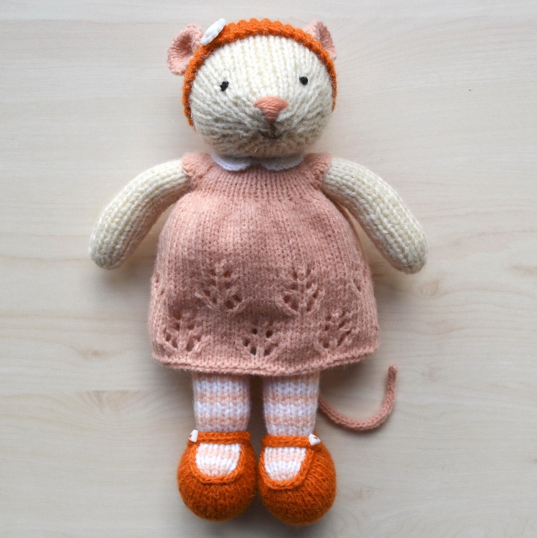 Knit Mouse Girl Doll Toy in Peach Dress Knitted Mouse Doll Cute Soft ...