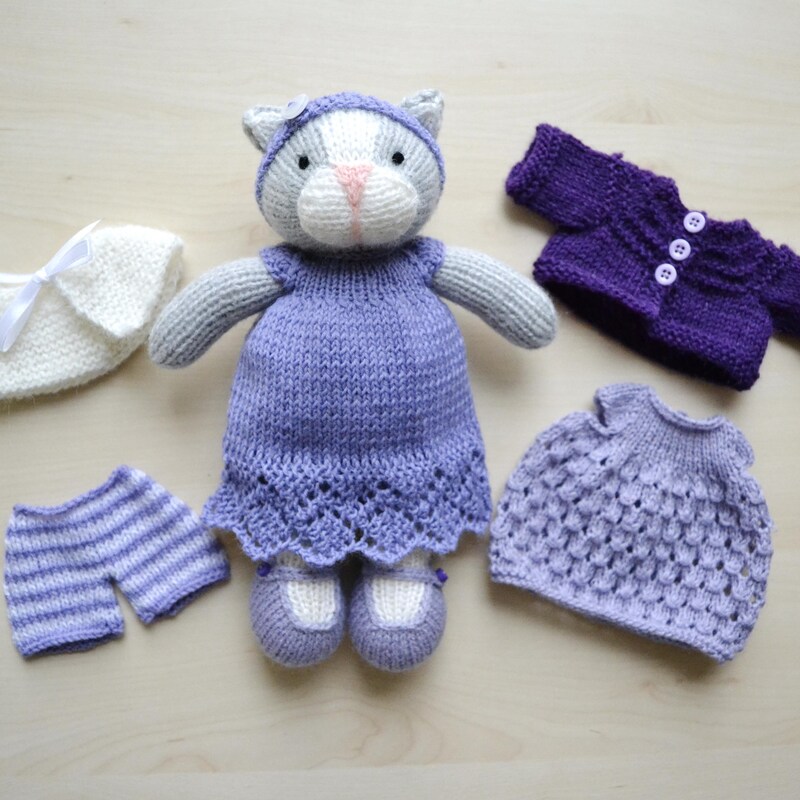 Knitted Cat - Etsy
