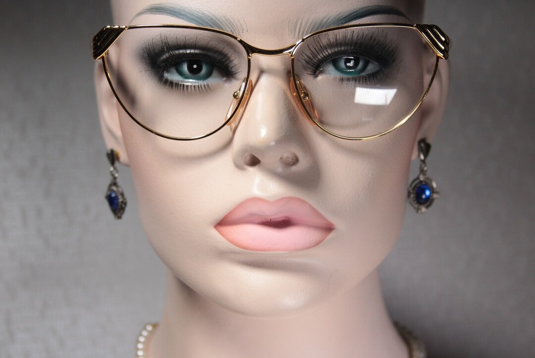 True 1980's ZAGOR Mod. 1097 Gold Rims and Violet Red Green Pattern ...