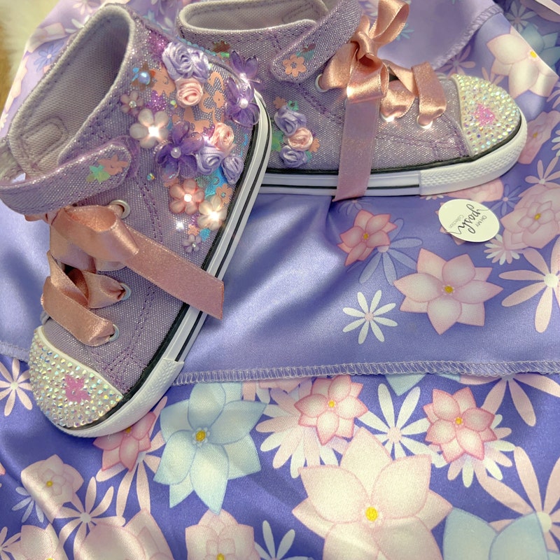 Princess Converse - Etsy