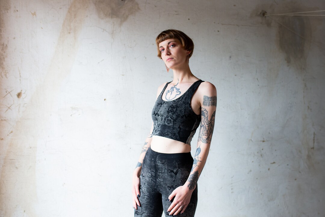 YOGA BRA - Bra Top, Bralette, Bustier - With Snake Pattern - Batik, Tie ...