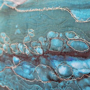 Ocean Waves Art Quilt Wall Hanging 27x20 Quilted Fabric Panel, Yarn ...