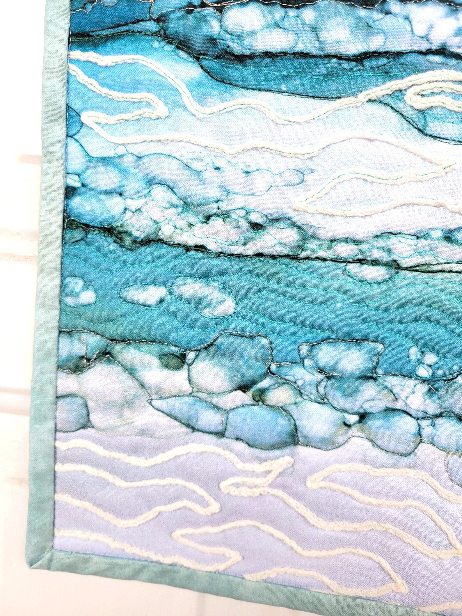 Ocean Waves Art Quilt Wall Hanging 27x20 Quilted Fabric Panel, Yarn ...