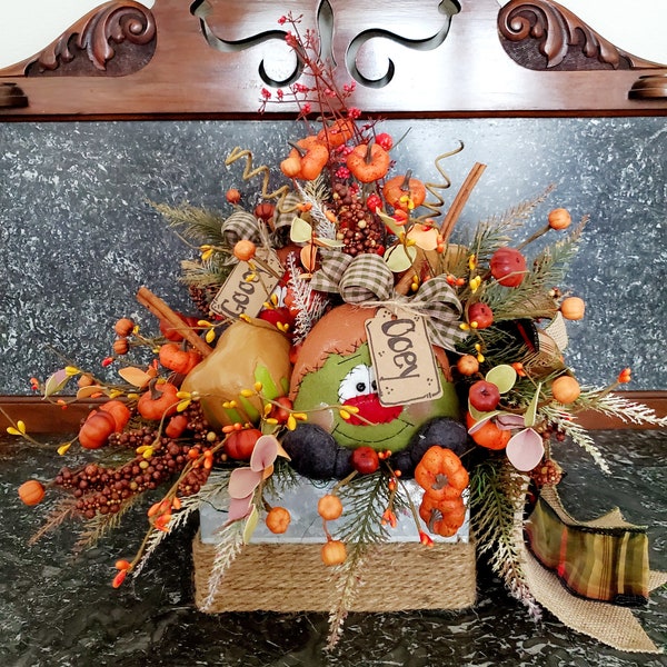 Halloween Candy Centerpiece - Etsy