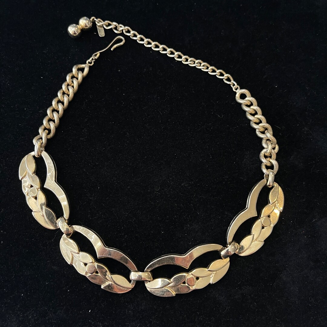 Vintage Tara Gold Tone Grecian Laurel Leaf Link Chain Necklace Collar ...