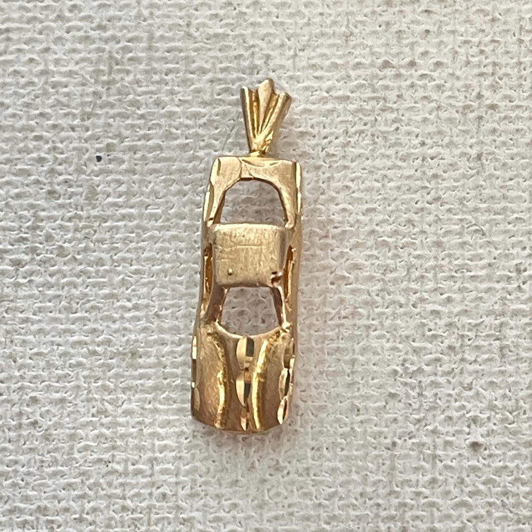 Michael Anthony Solid 14k Gold Sports Car 3D Corvette Stingray Pendant ...