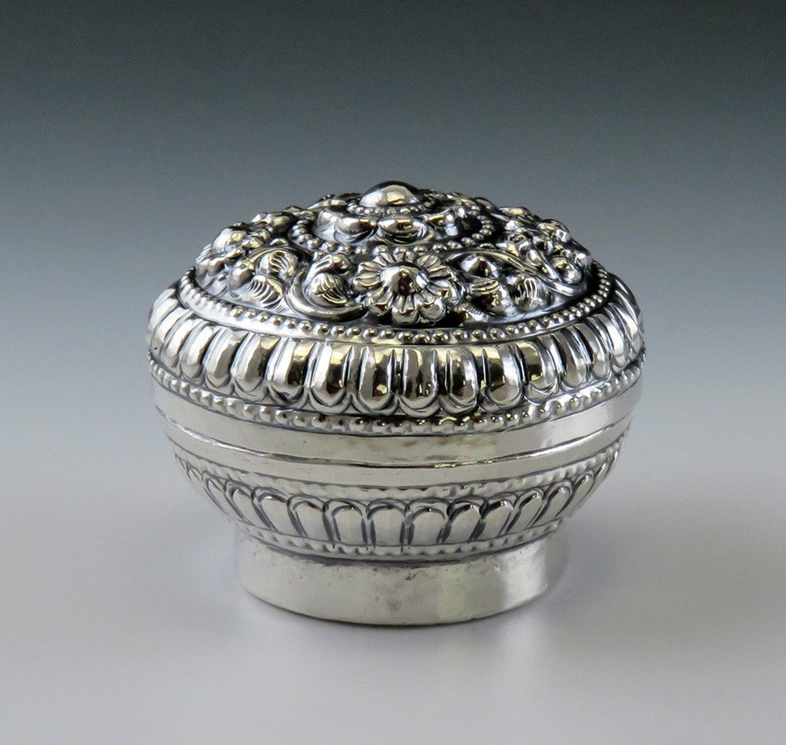 Neat Antique Indonesian Silver Hand Chased Small Trinket Box | Etsy