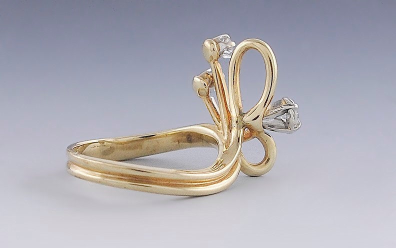 Elegant 14K Gold & Diamond Bow/ribbon Design Ring - Etsy
