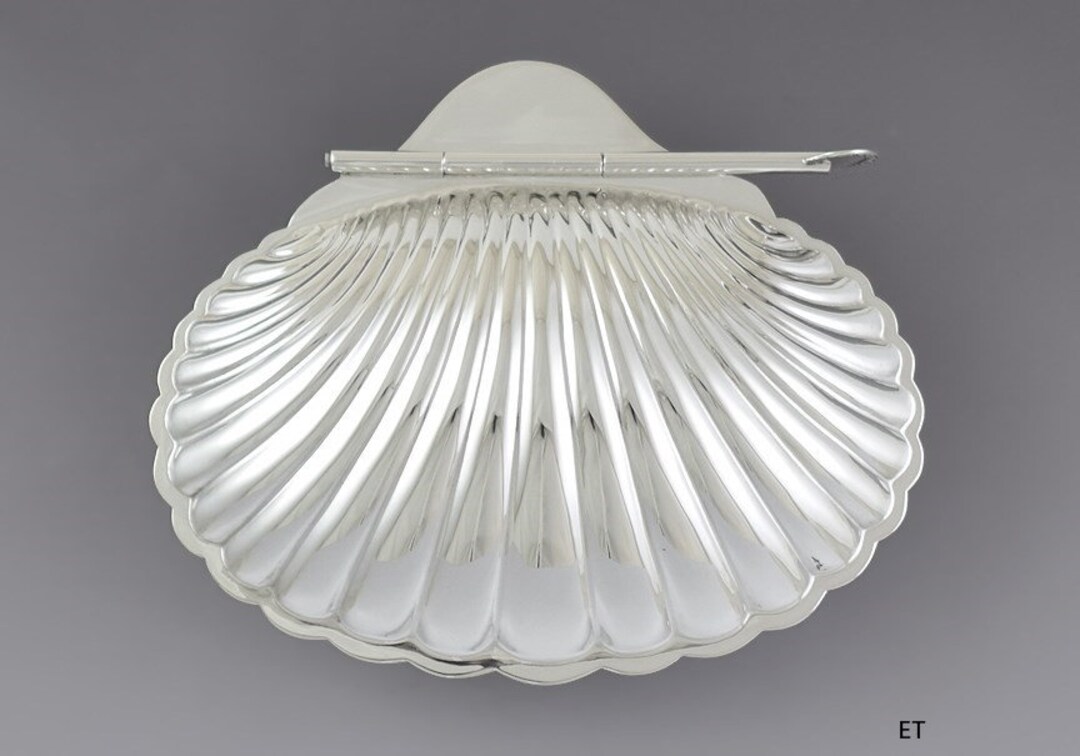 Fabulous Mexican Sterling Silver Shell Shaped Silent Butler / Serving ...