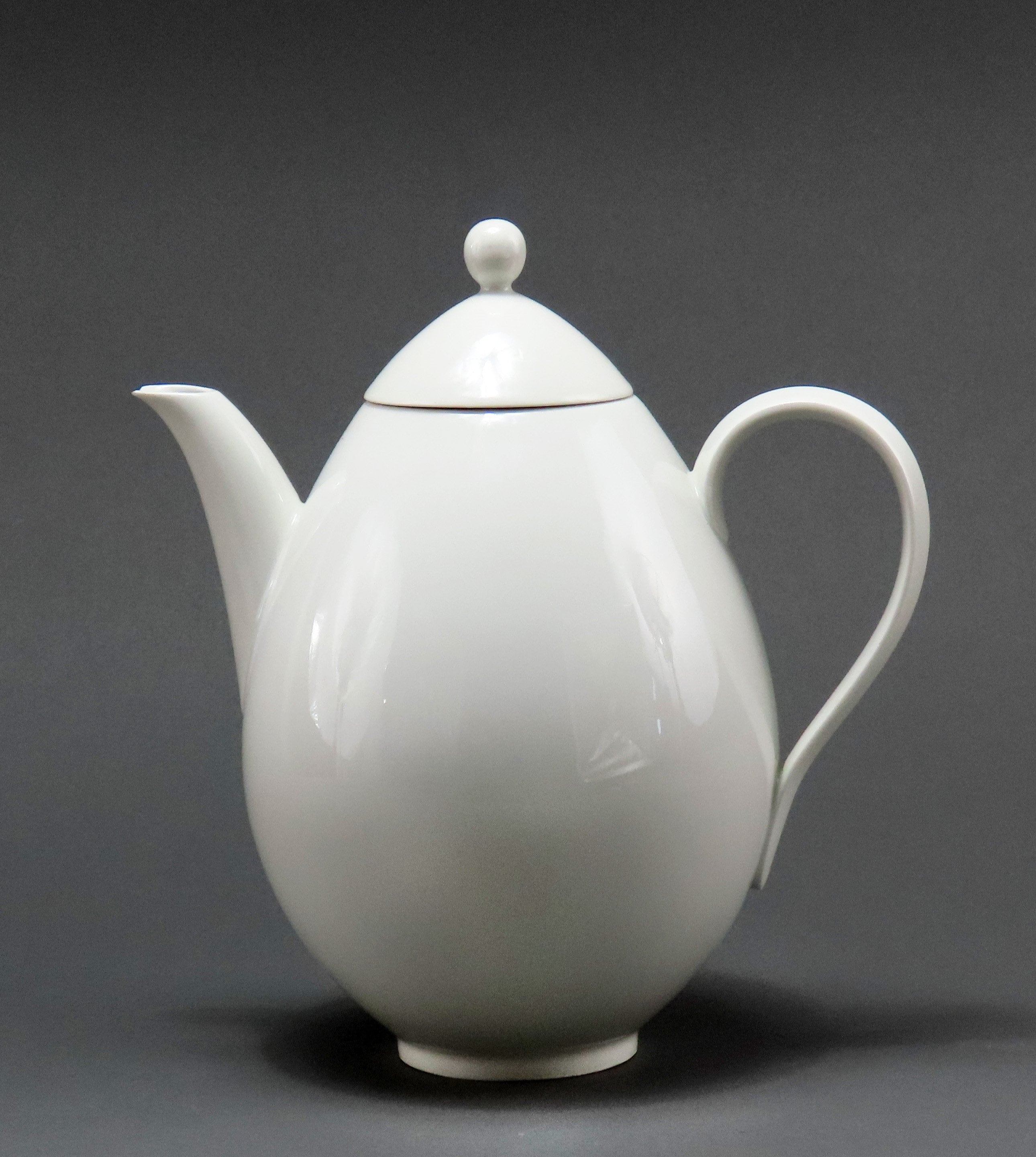 Vintage KPM Urbino White by Trude Petri Tall Teapot Coffee Pot 56oz ...