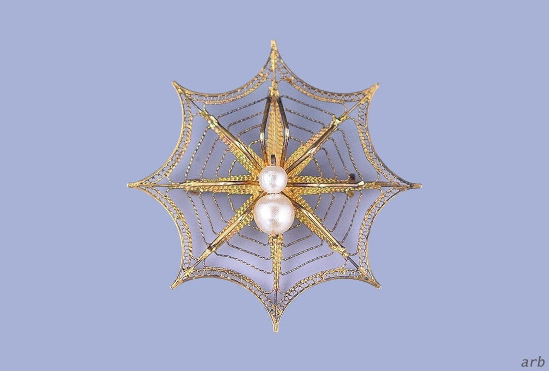 900 Purity Gilt Silver and Genuine Pearl Filigree Spider in Web Pin ...