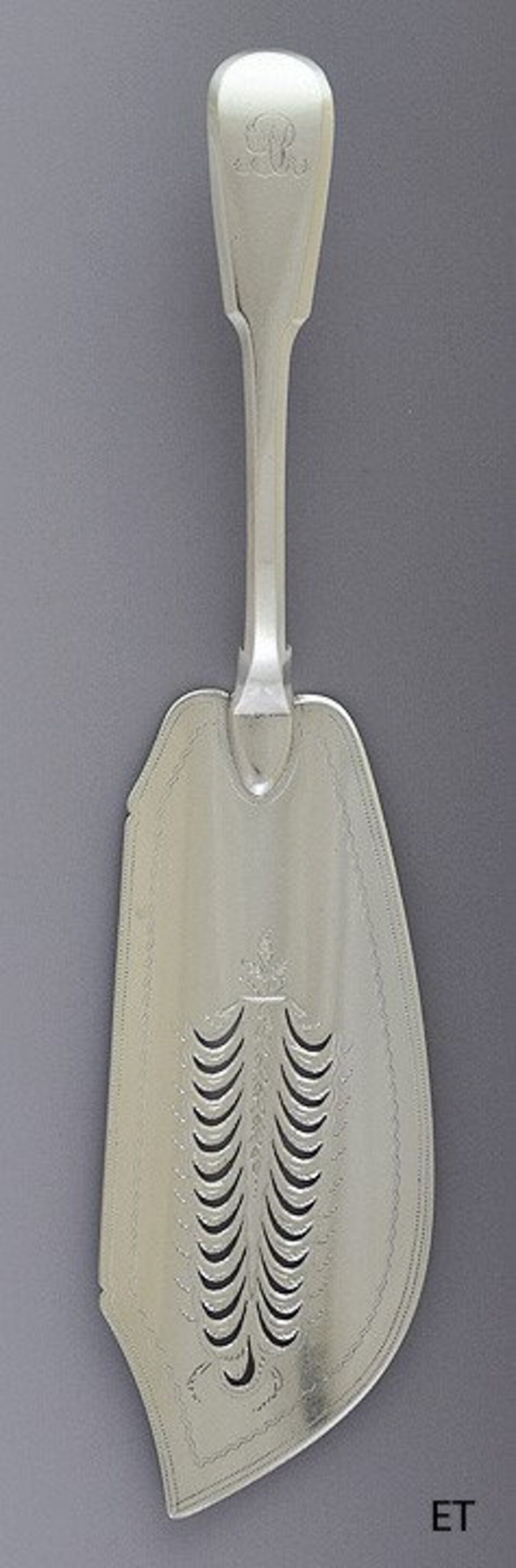1811 Handsome English Georgian Sterling Silver Fiddle Fish Slice Server ...
